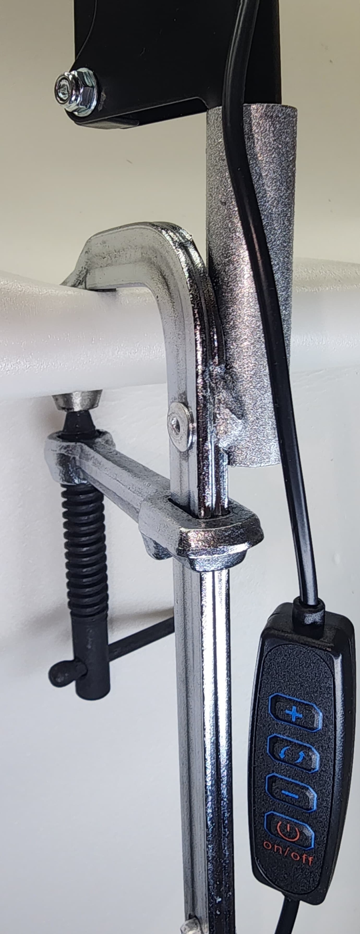 Quick Release Heavy Duty Lamp Clamp - Christal Clear Showcases